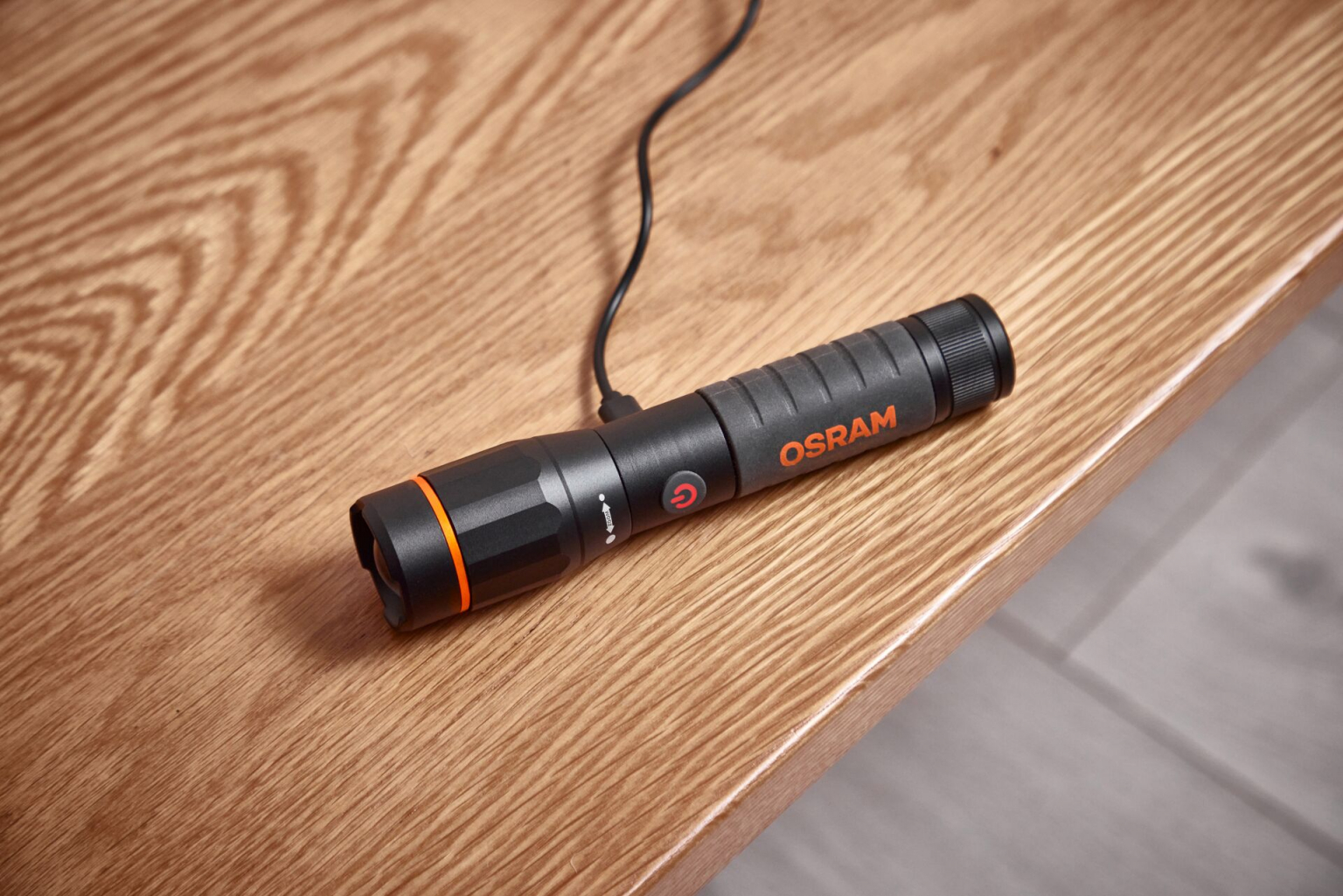 LEDinspect PRO TORCH de OSRAM - CZ Revista técnica de Centro Zaragoza